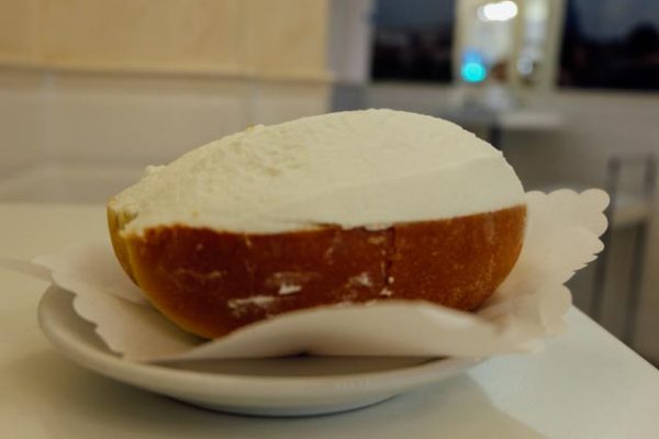 Breakfast at Pasticceria Regoli in Rome - An American in Rome
