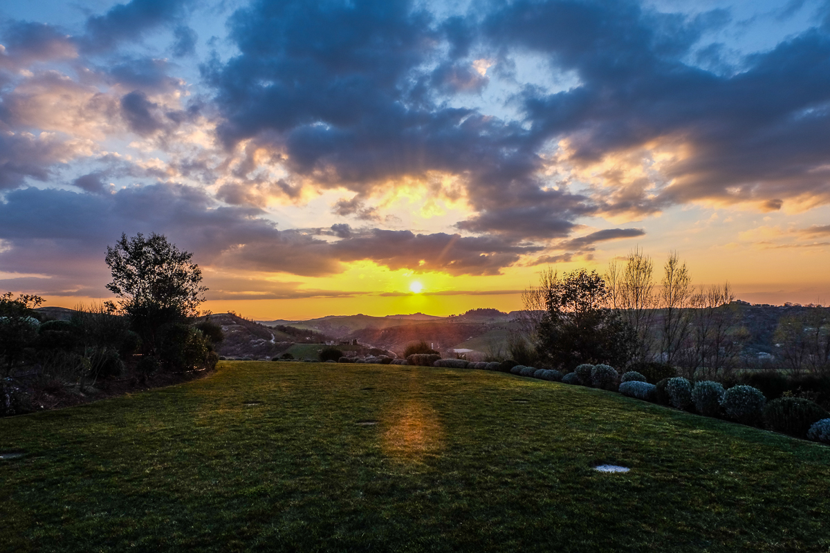 Tuscan Sunsets - An American in Rome